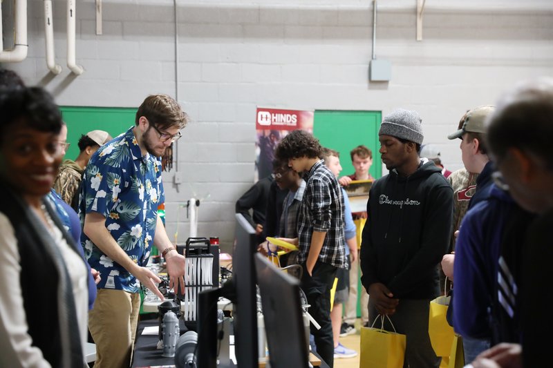 VWSD Hosts Energy Fair | Warren Central High School